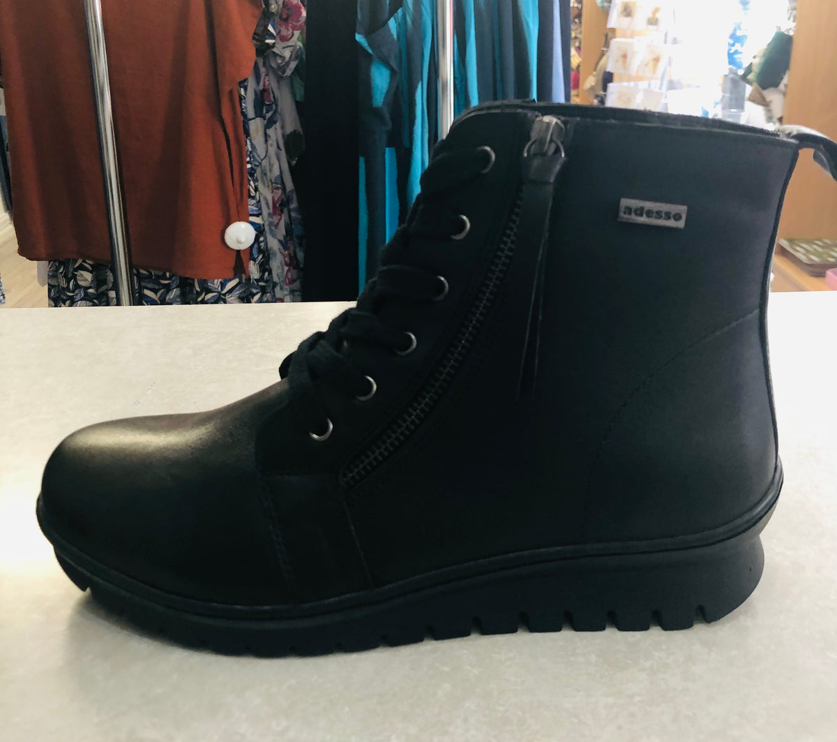 Kirsty Leather Boot – CHAPEL STREET BOUTIQUE
